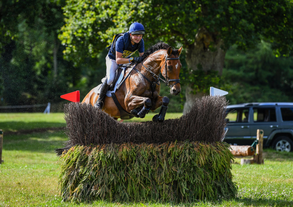 Alex Holman Sponsored Rider – Hardy Equestrian